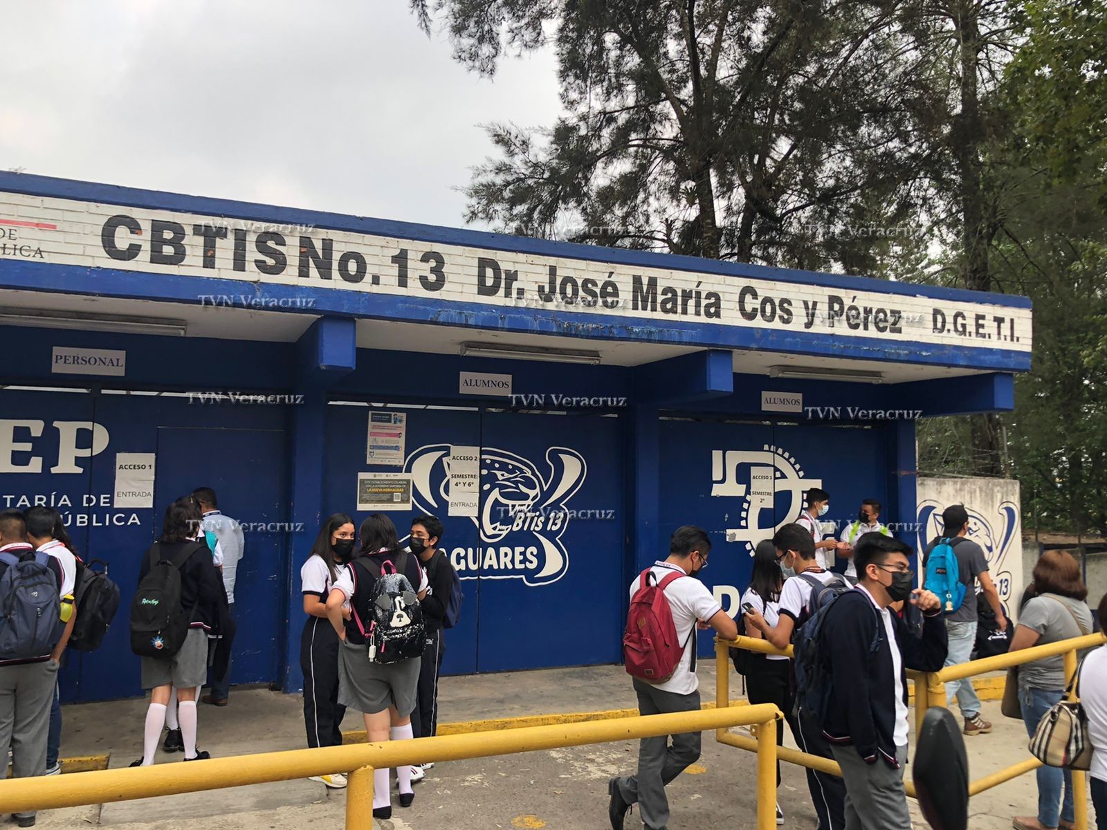 Padres de familia del CBTIS 13 Xalapa acusan a directora y presidenta ...